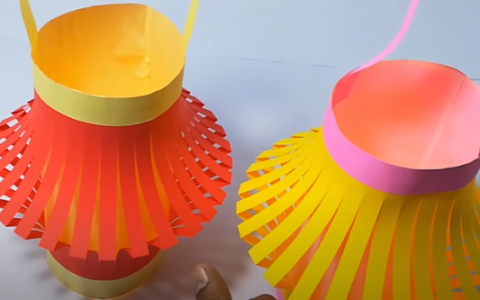 Membuat Origami Lampion